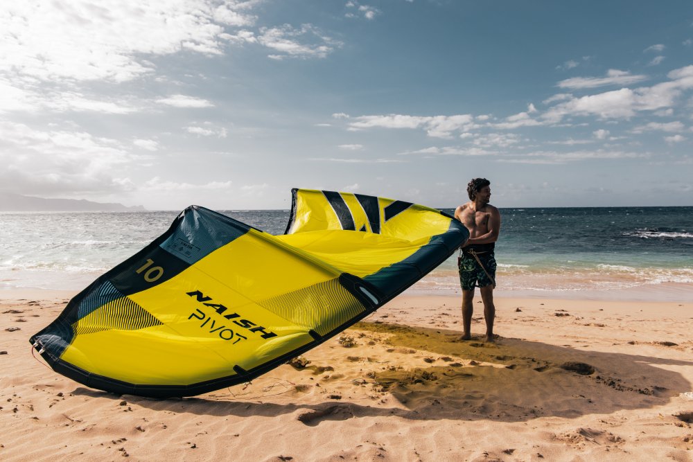 Kite 2025 NAISH Pivot